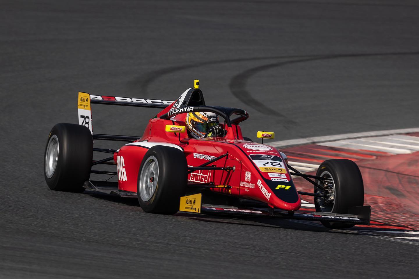 4 Women driver’s named for F1 Academy Series – could F4 UAE ...
